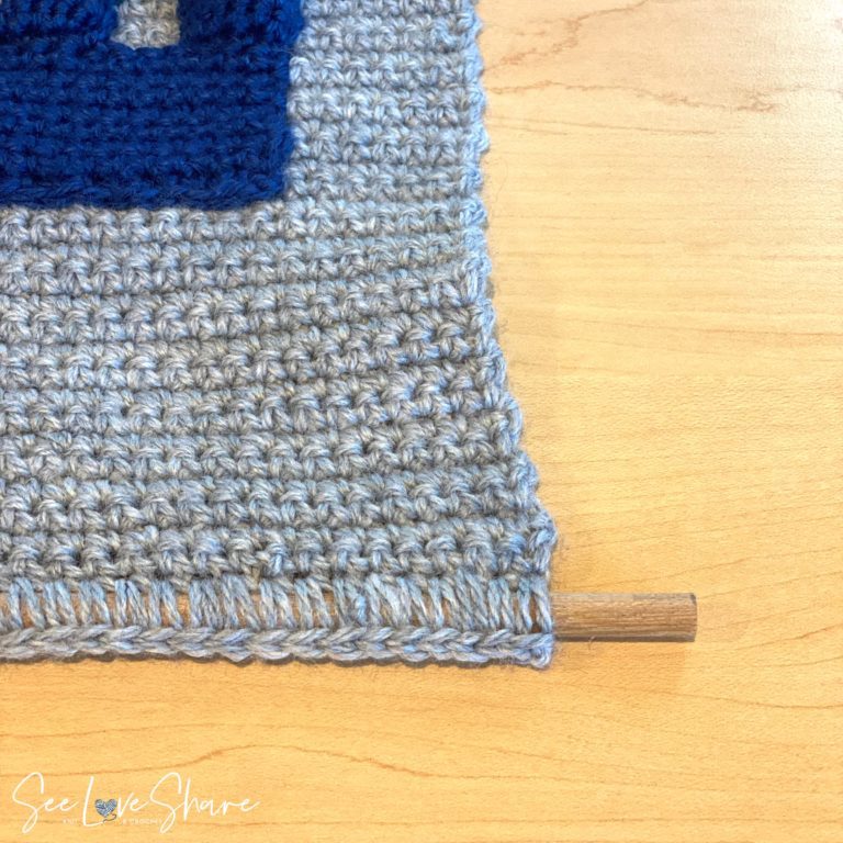 nteractive Hanukkah Menorah - Free Crochet Pattern